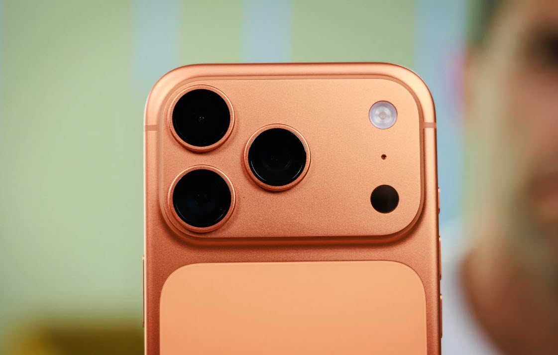 Why does the iPhone 17 Pro no longer take night portraits?