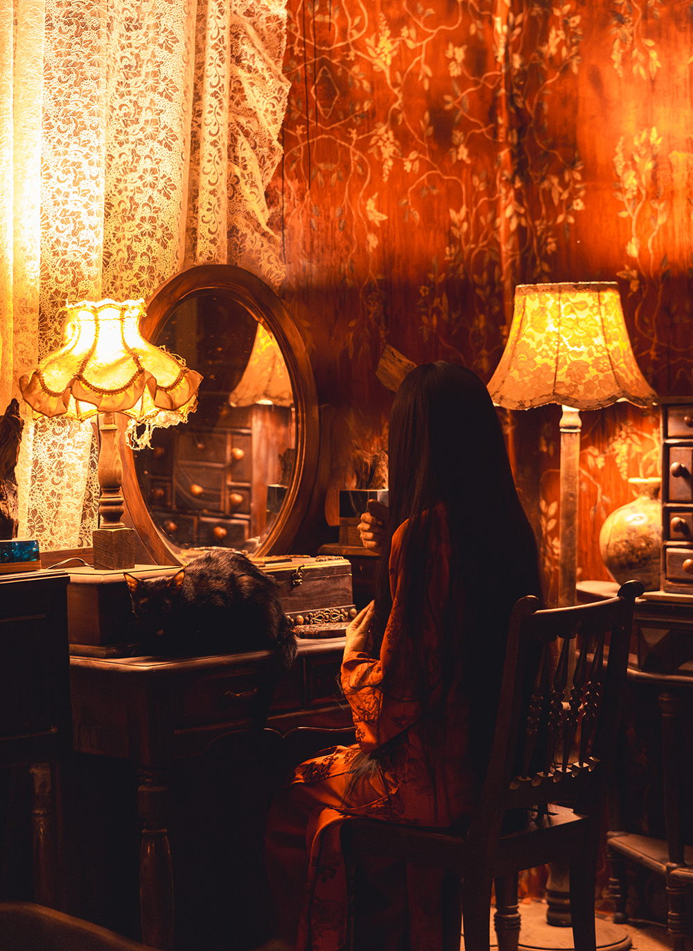 The untold secret about the ghost of Miss Hua and her opera lover in ...