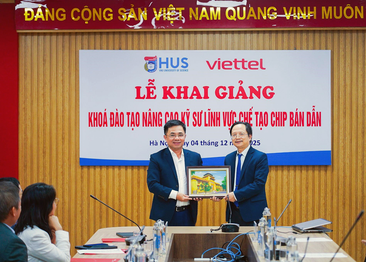 Training engineers for Vietnam's high-tech semiconductor chip ...