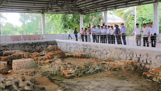 Clarifying the outstanding global values of the Oc Eo - Ba The ...