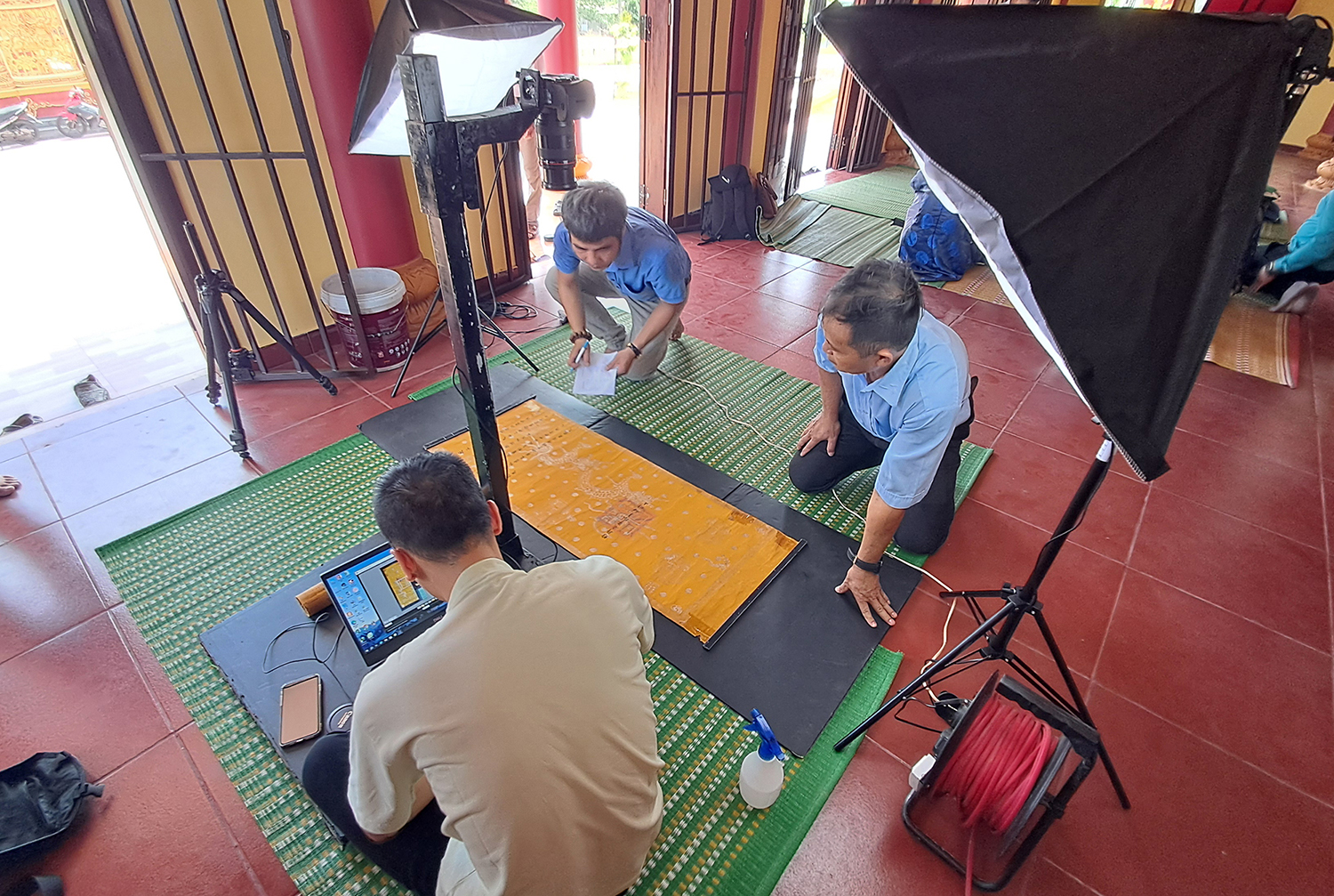 Hue City promotes digitization and promotes the value of Han-Nom documents