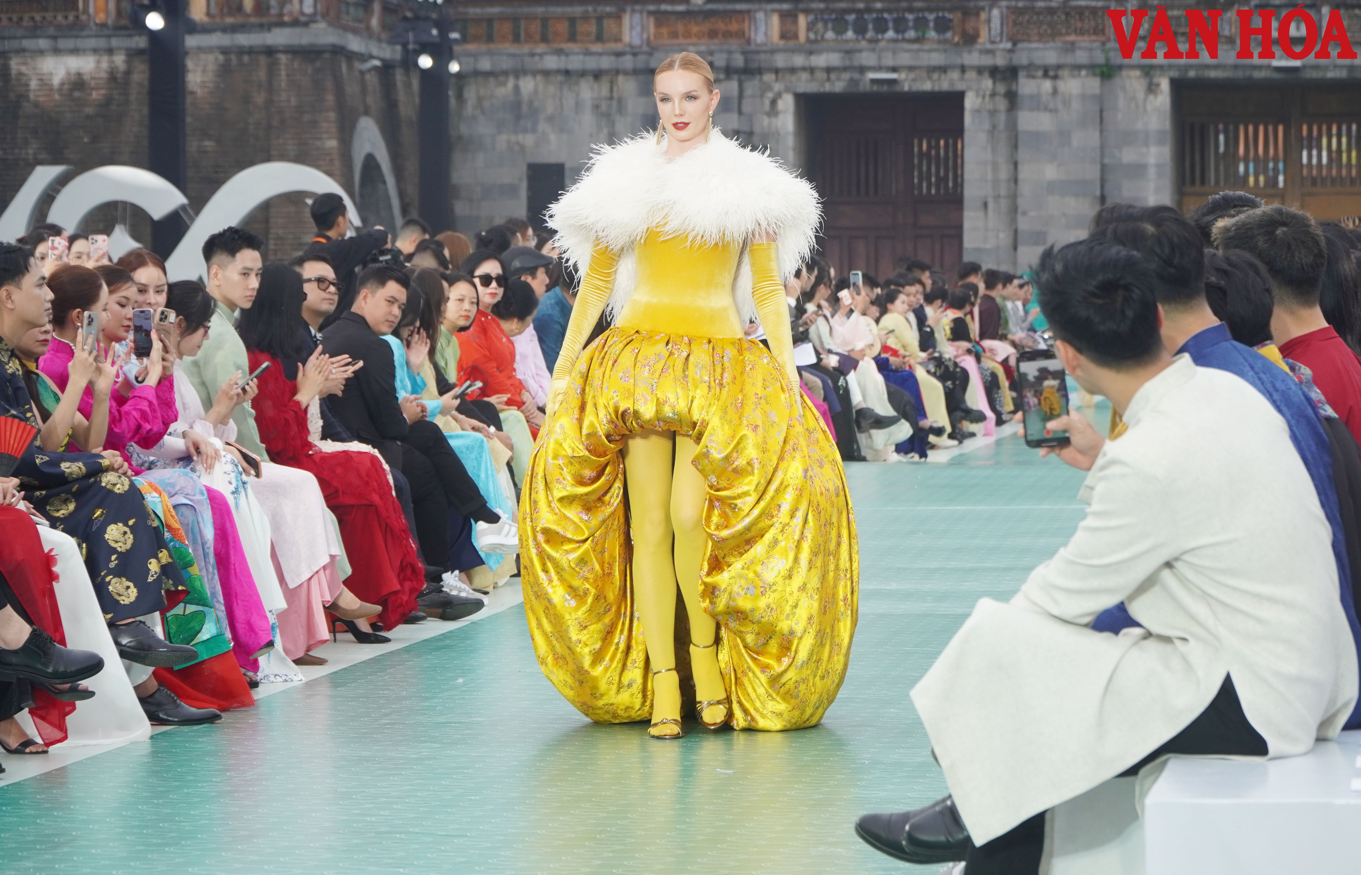 Over 70 beauties from various countries gathered in Hue for Miss Cosmo ...