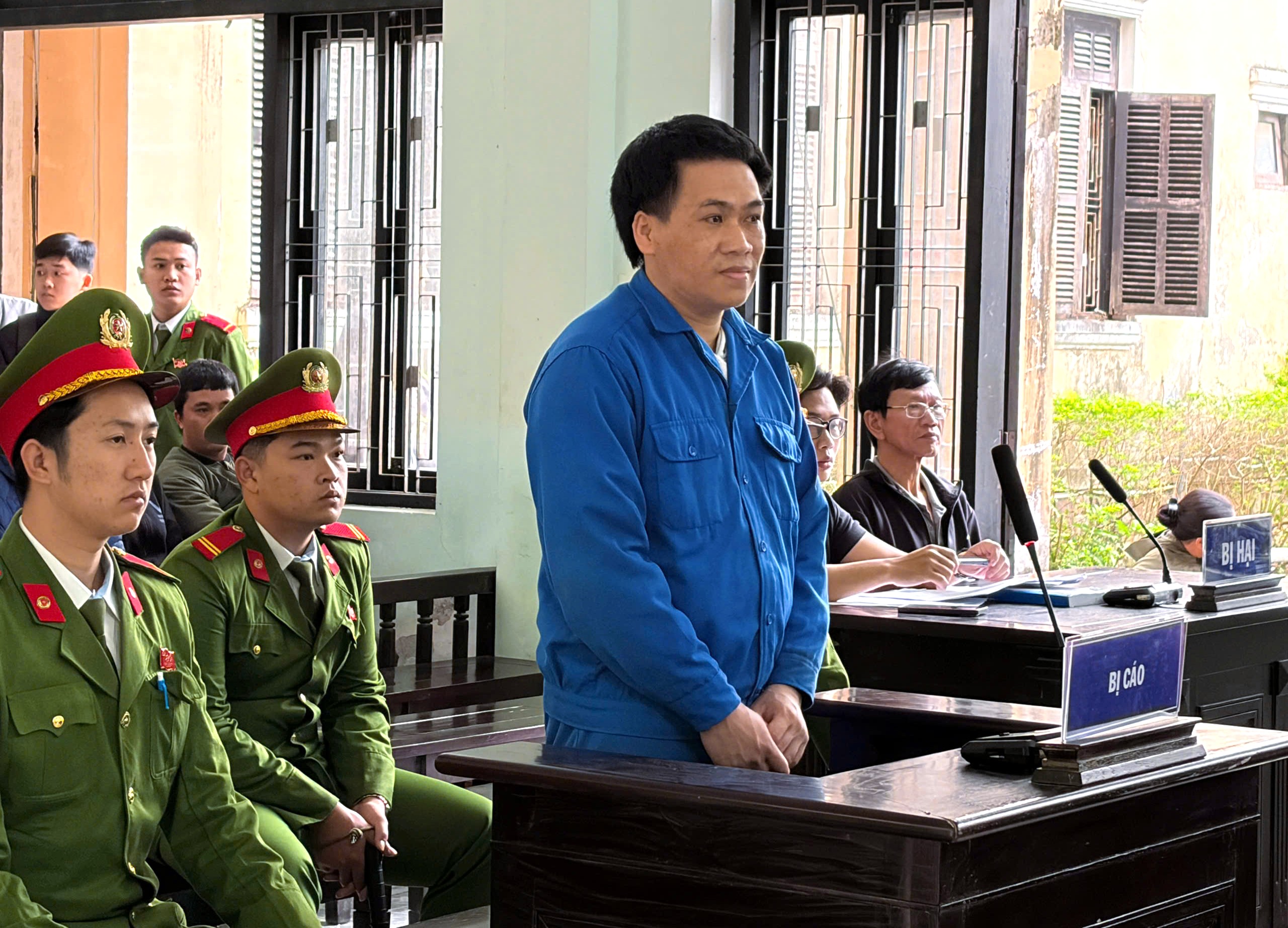 Người đàn ông sát hại 2 mẹ con vợ cũ nhận án tử hình