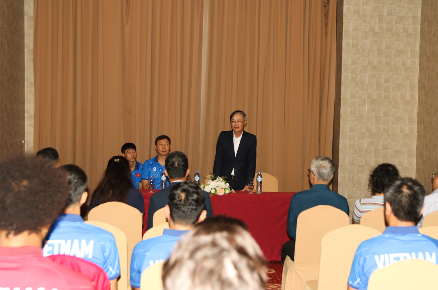 The Vietnamese Embassy in Laos encourages the Vietnamese team's spirit.