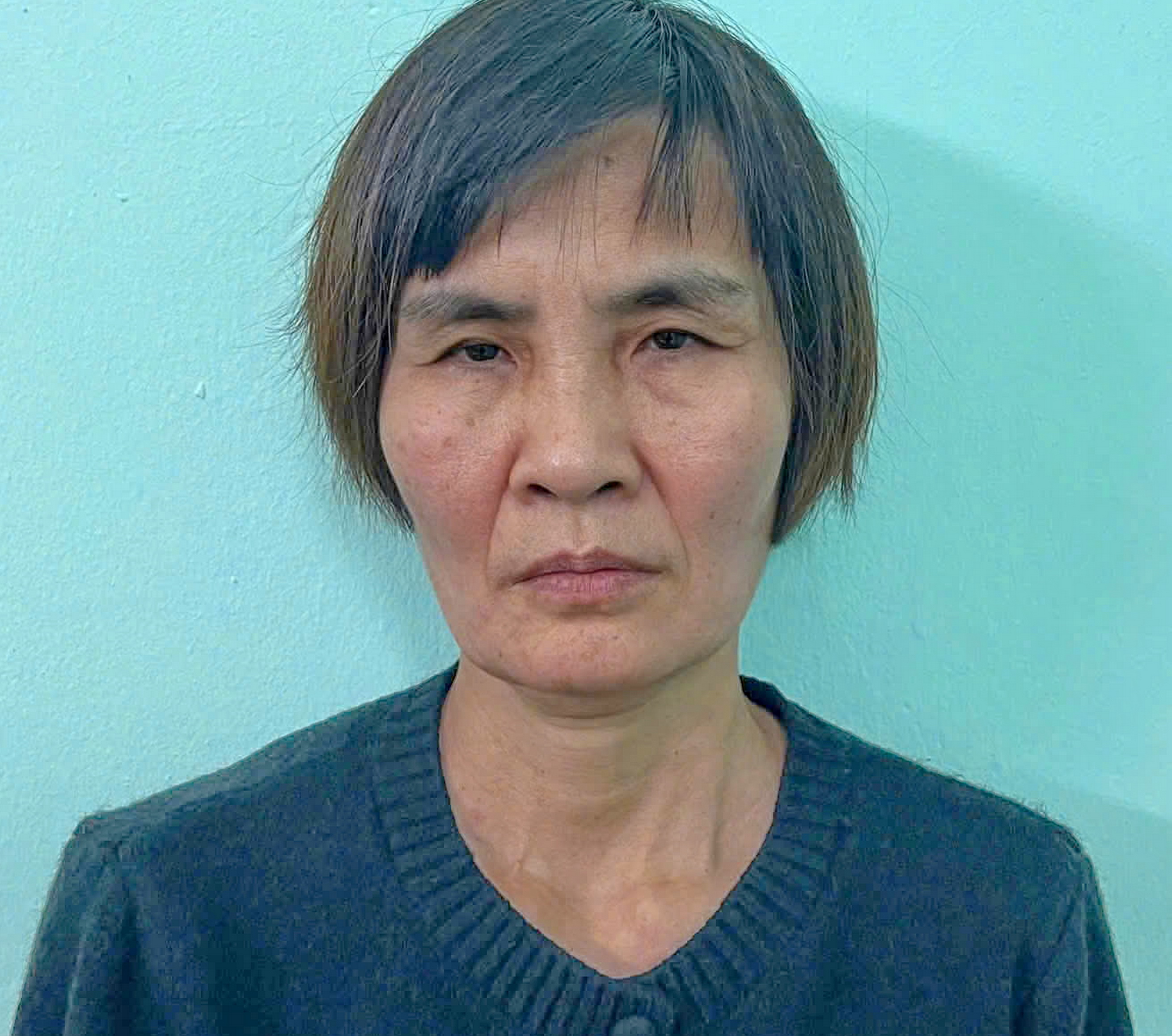 Tạm giữ hình sự đối tượng hành hung, ép nữ sinh quỳ xin mới chịu trả đ