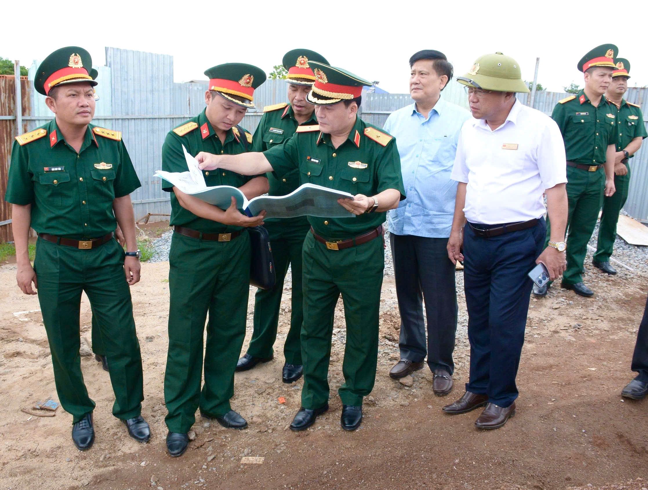 La Región Militar 5 inspecciona el progreso de la construcción del ...
