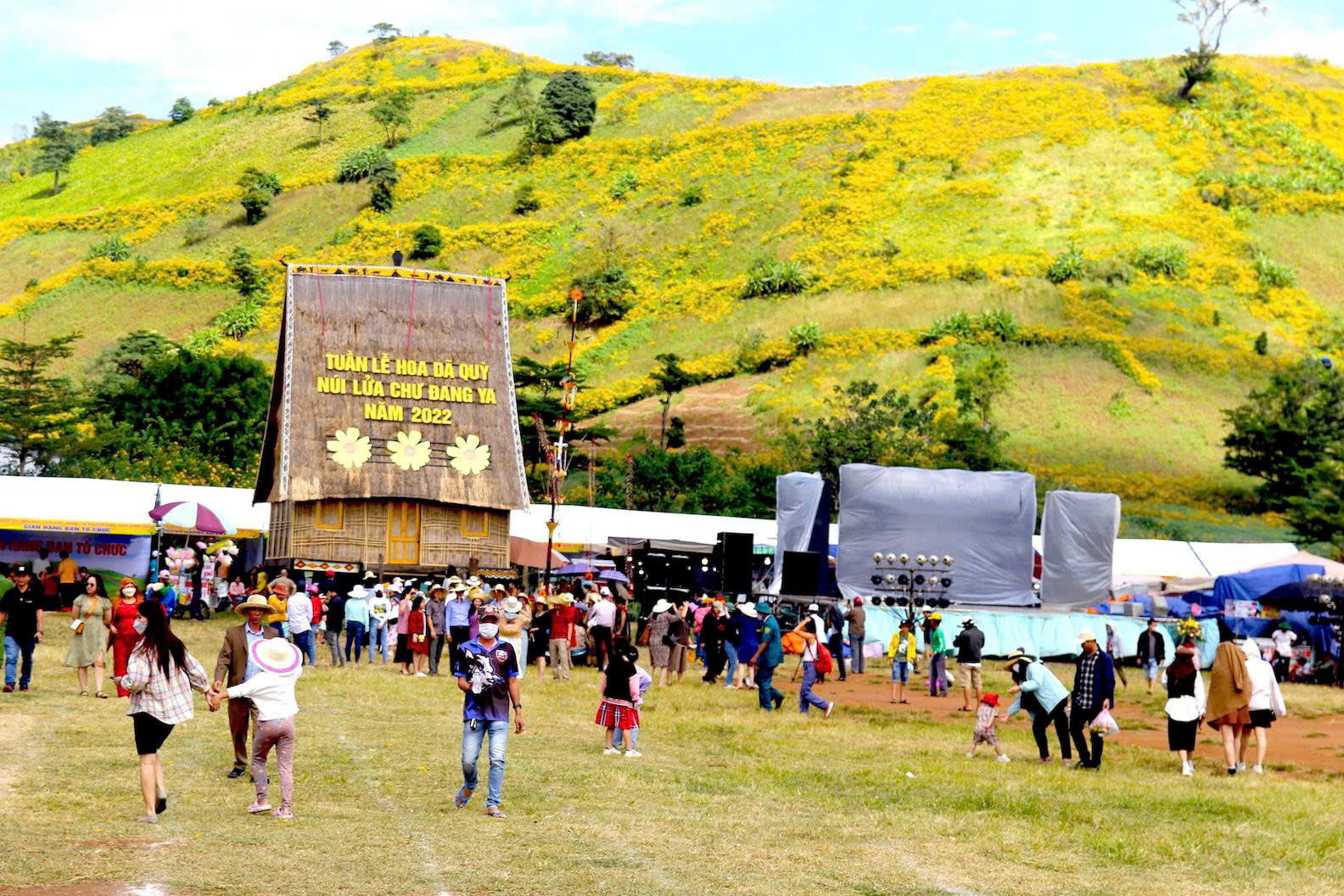 Chủ tịch tỉnh Gia Lai: Sẽ có một nhà rông nguyên bản dưới chân núi lửa ...