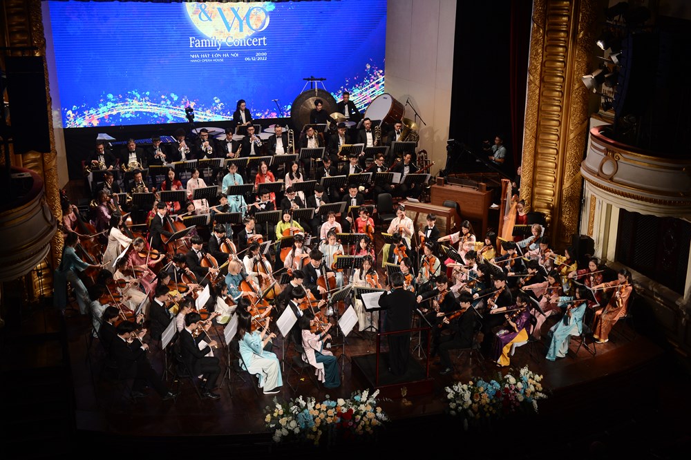 Dân ca Việt hòa âm cùng giao hưởng